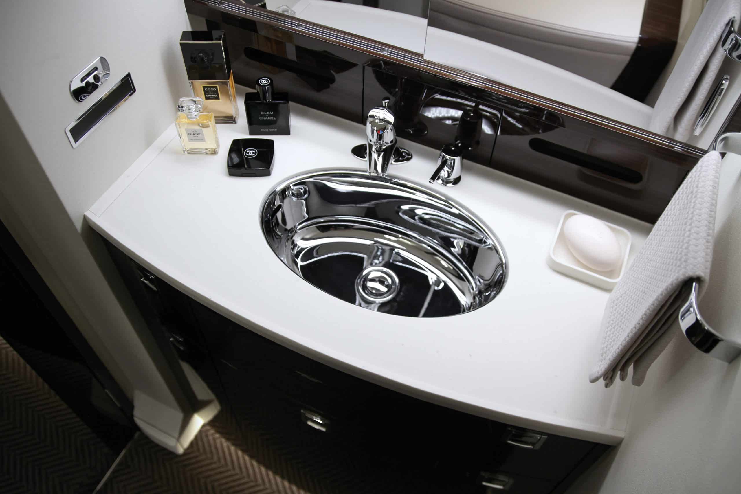 Private Jet Cabin Features: Luxurious Lavatories in Private Jets | FA Jets